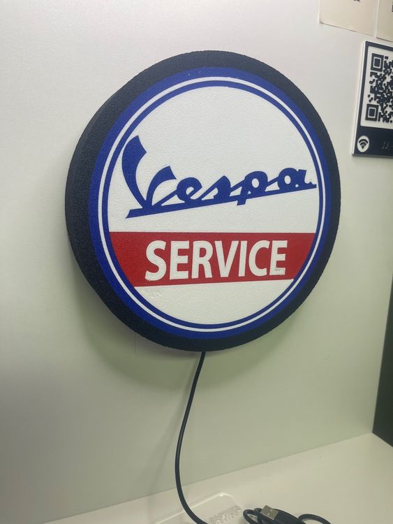 Vespa Service Logo mit LEDs (Neu (gemäss Beschreibung)) in Luzern für ...