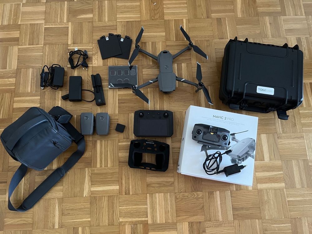 DJI Mavic 2 Pro Fly More Bundle avec le Smart Controler (Gebraucht) in ...