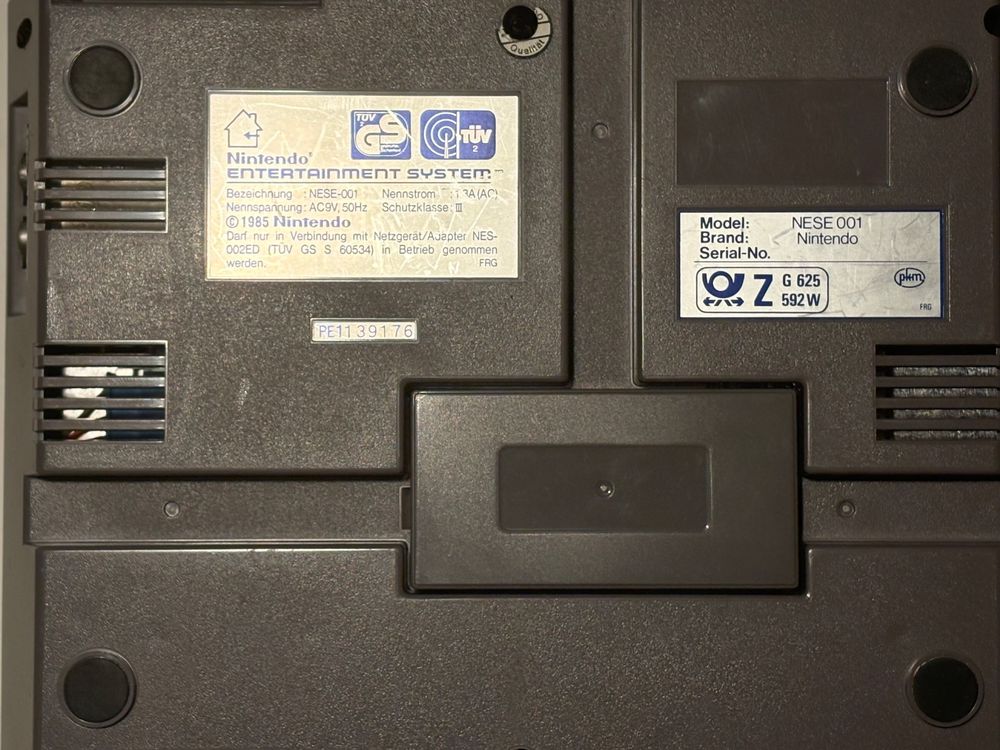 NINTENDO NES KONSOLE, DREI CONTROLLER, FOUR SCORE, PAL (Gebraucht) in ...