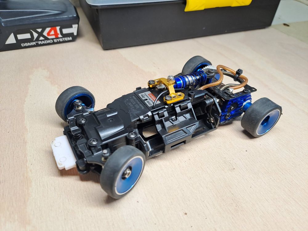 Kyosho Mini-Z MR-03 Wettbewerb Tuning (Gebraucht) in Arlesheim für CHF 119 – mit Lieferung auf ...