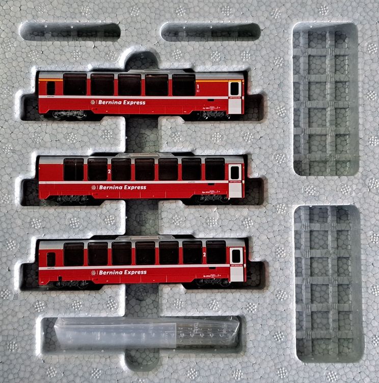 RhB Bernina Express 3er Set Kato Spur N Neu OVP (Neu und originalverpackt) in Salez für CHF 63.5 ...
