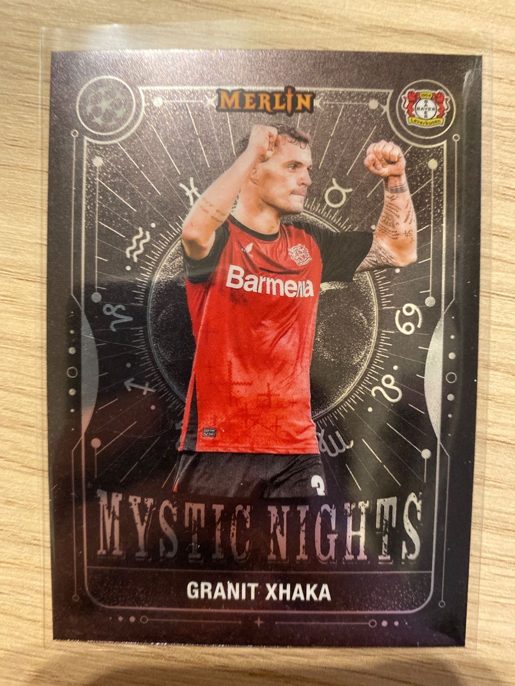 Topps Merlin 24/25 Mystic Nights Granit Xhaka (Neu (gemäss Beschreibung ...