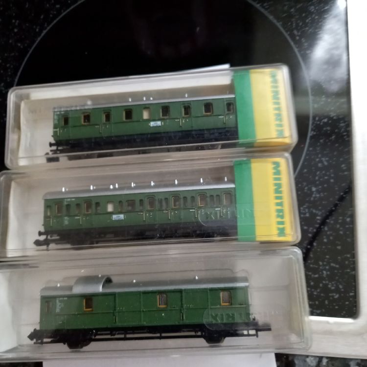 3 Minitrix Personenwagen Spur N (Neu und originalverpackt) in Schwarzenberg LU für CHF 20 – mit ...