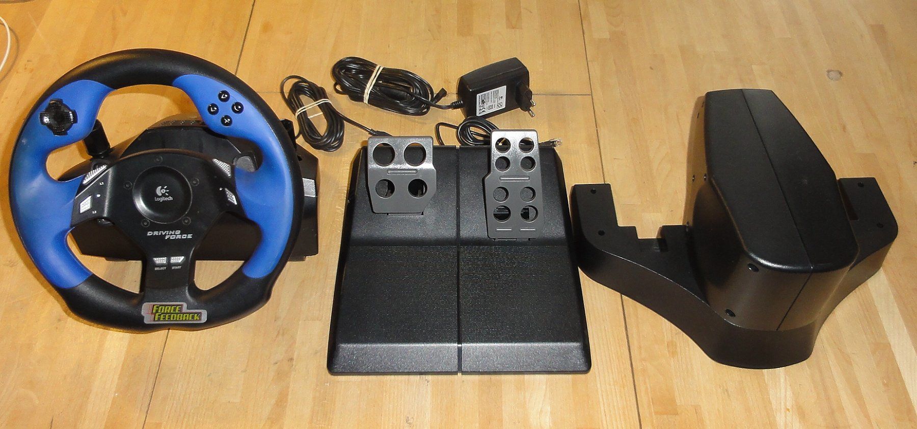 Logitech Driving Force E-UC2 Steering Wheel für PS2 (Gebraucht) in ...
