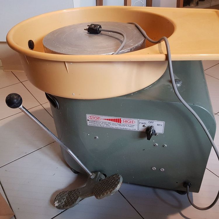 Töpferscheibe elektrisch Shimpo RK2 1979 (Gebraucht) in Zürich für CHF ...