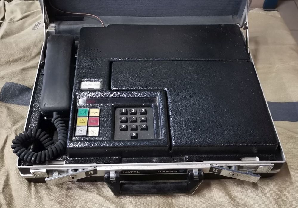 Altes Natel C - Autophon Kofferetelefon (Antik) in Worblaufen für CHF ...