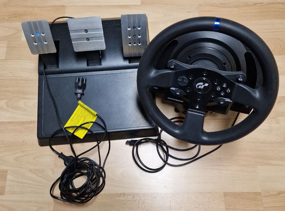 Thrustmaster T300 RS Gt Edition PC Ps3 Ps4 | Kaufen auf Ricardo