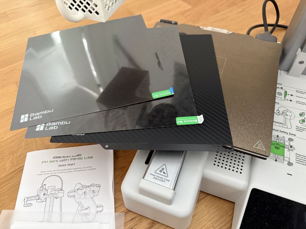 Bambu Lab A1 mini AMS Combo, Top Zustand, Inkl. Zubehör (Gebraucht) in ...