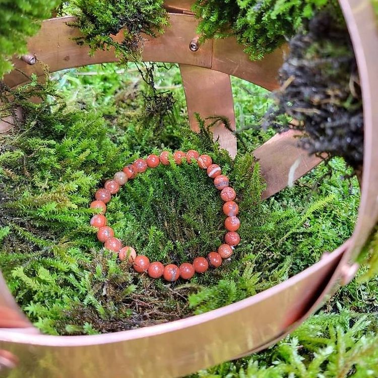 Diaspro rosso Bracciale simbolo di forza (Usato) a Sessa per CHF 22 ...