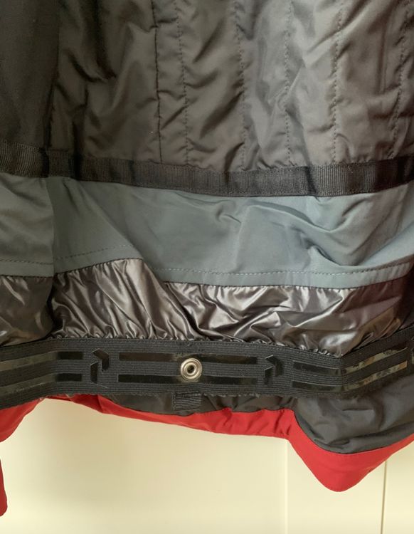 Original Peak Performance Outdoor Jacke (Neu (gemäss Beschreibung)) in für CHF 49.9 – mit ...