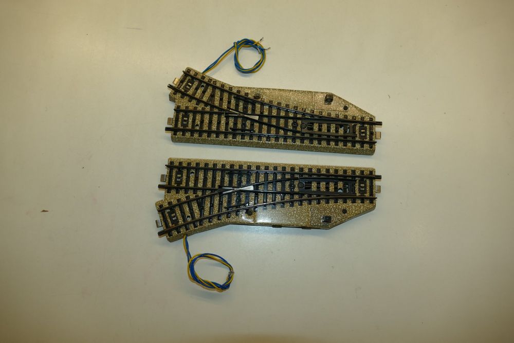 Märklin H0: M-Gleis Weichenpaar Einheit 5 (Gebraucht) in Niederhasli für CHF 22 – mit Lieferung ...