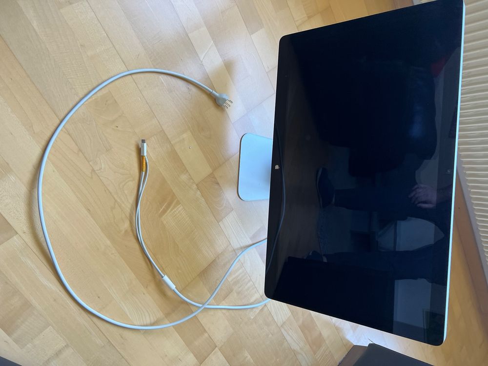 Apple 27"-Monitor mit Thunderbolt-Anschluss | Acheter sur Ricardo