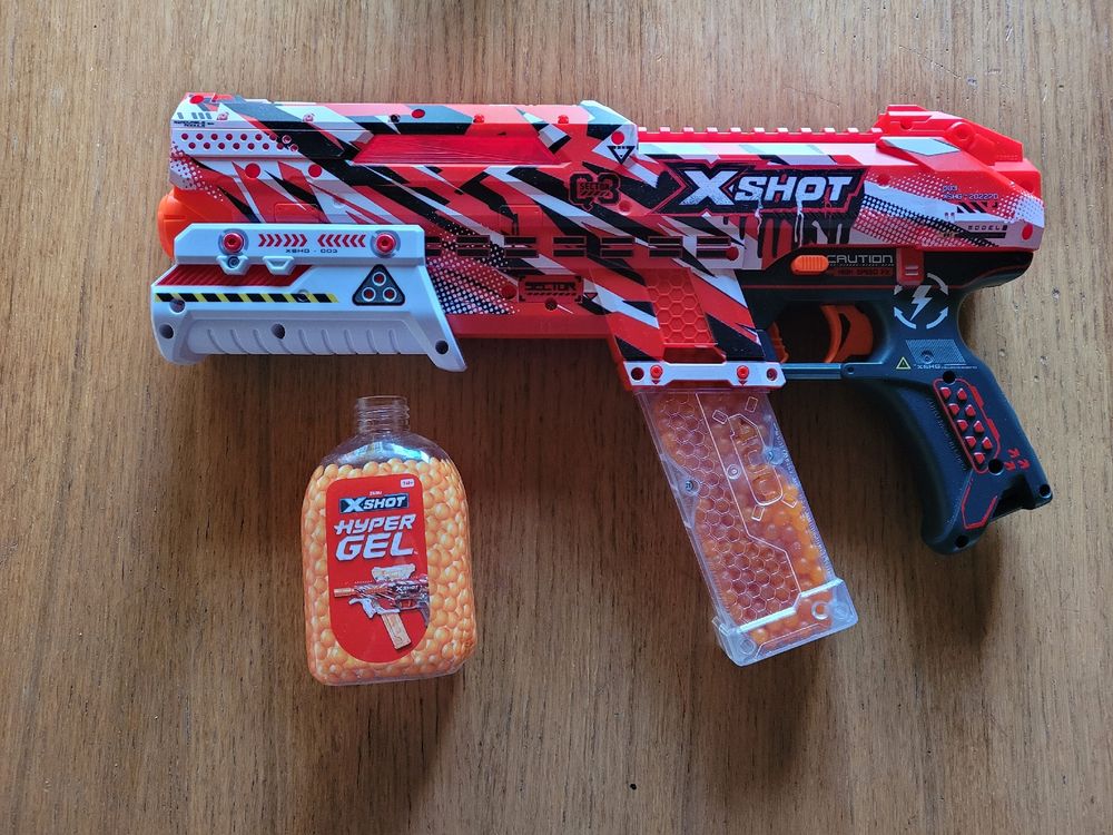 X shot hyper gel waffe (Gebraucht) in Walliswil-Nbipp für CHF 20 – mit ...