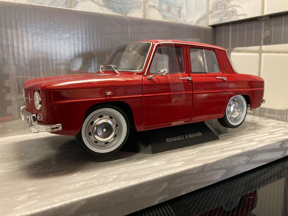 Renault 8 Major rot 1/18 Neuheit von Solido (Neu und originalverpackt ...