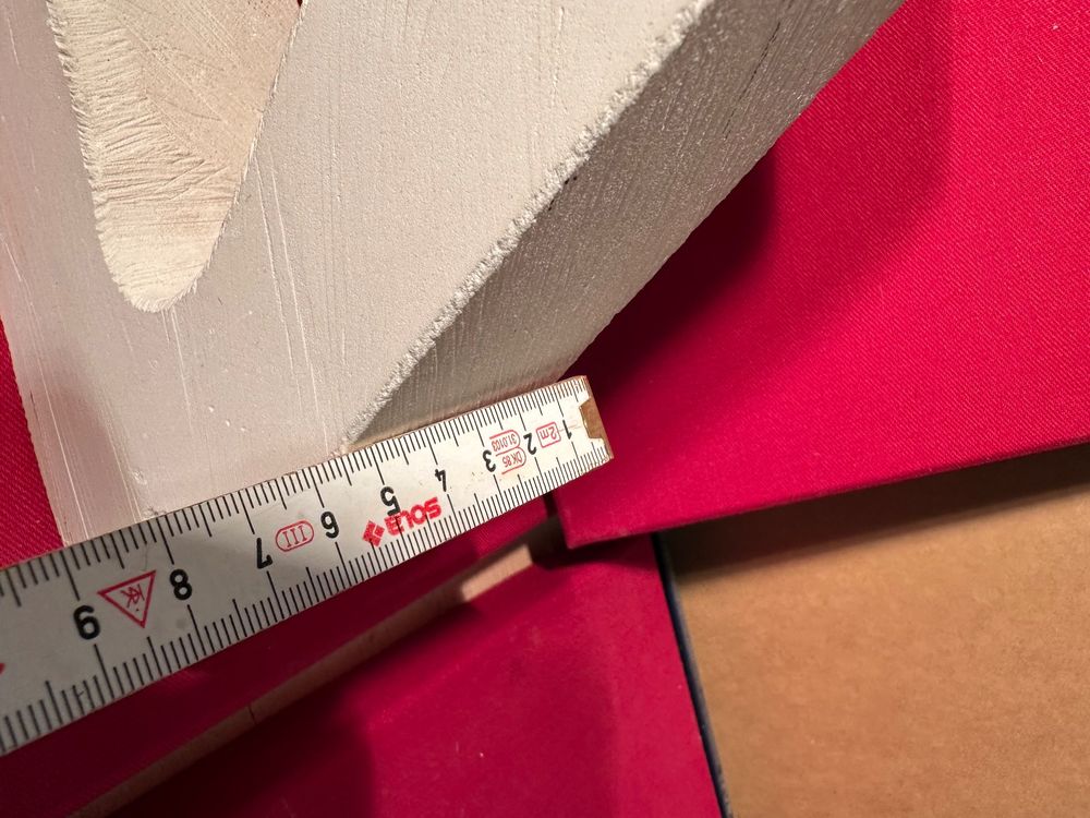 Déco originale: Sculpture triangle en béton, parfait! (D'occasion) à ...