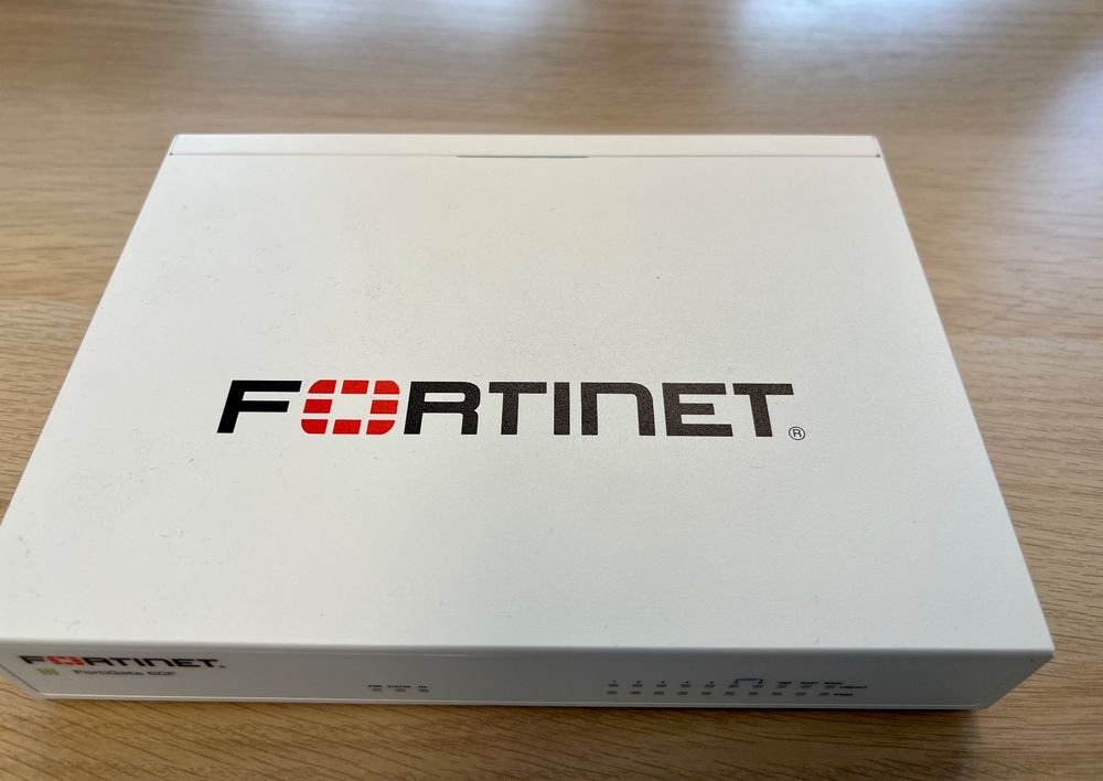Fortinet FortiGate 60F - like new (Gebraucht) in Zürich für CHF 250 ...
