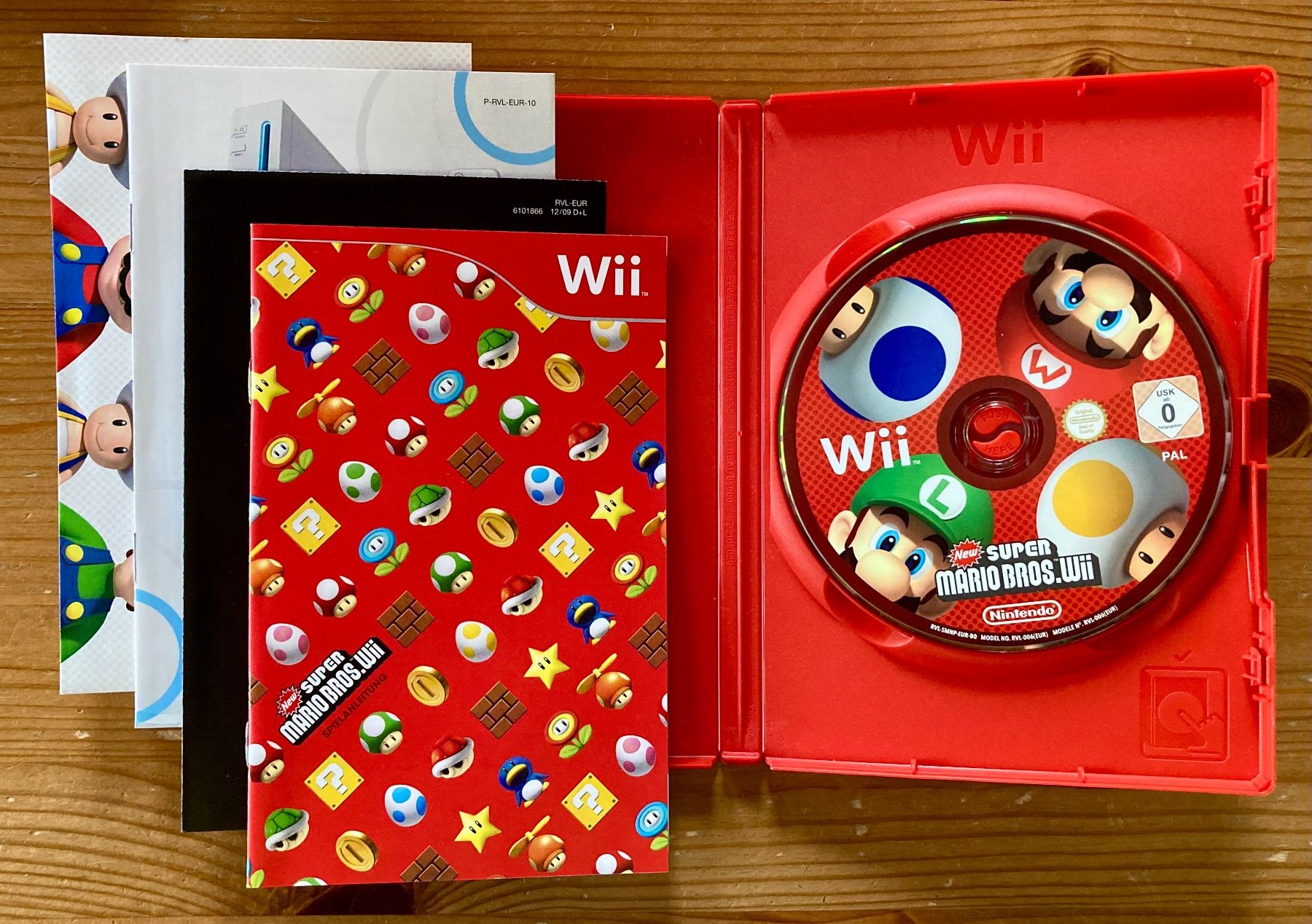 New Super Mario Bros. Wii (NEU) - Nintendo Wii (Neu (gemäss ...