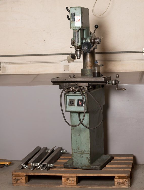 Arboga Universal Bohr- und Fräsmaschine (Lot 232) (Gebraucht) in ...