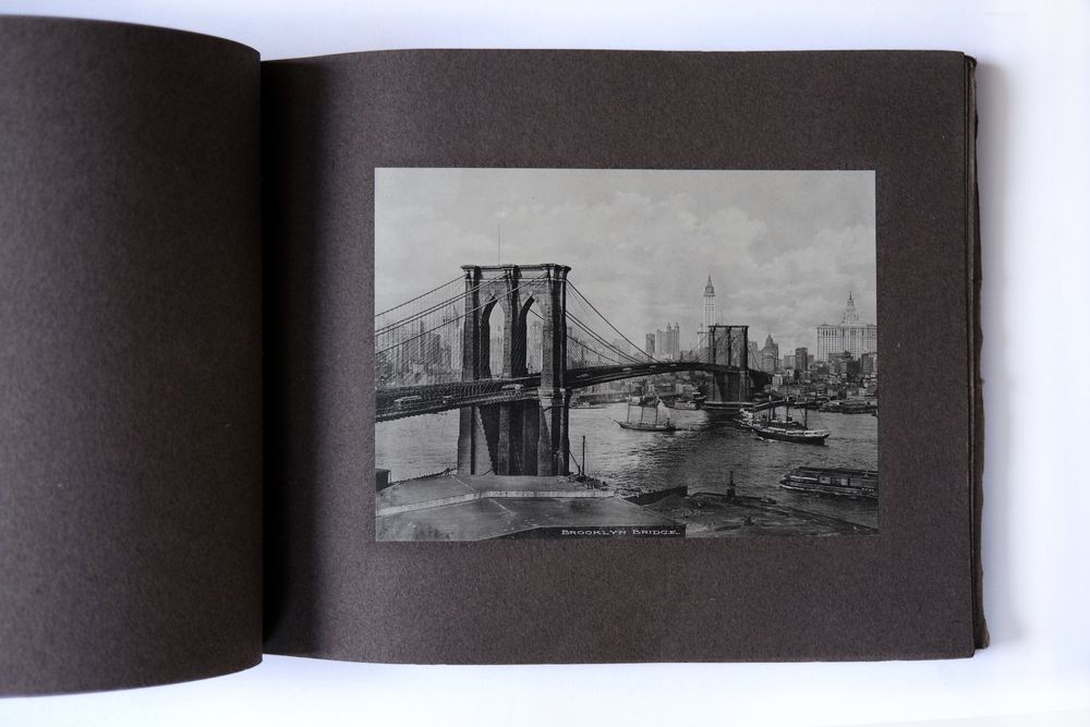 New York. Brooklyn. 1920. Album mit ca. 50 Fotografien. (Gebraucht) in ...