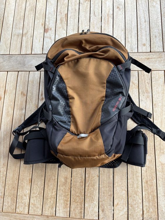 Vaude Protektor Fahrradrucksack Moab Pro 22 II (Gebraucht) in ...
