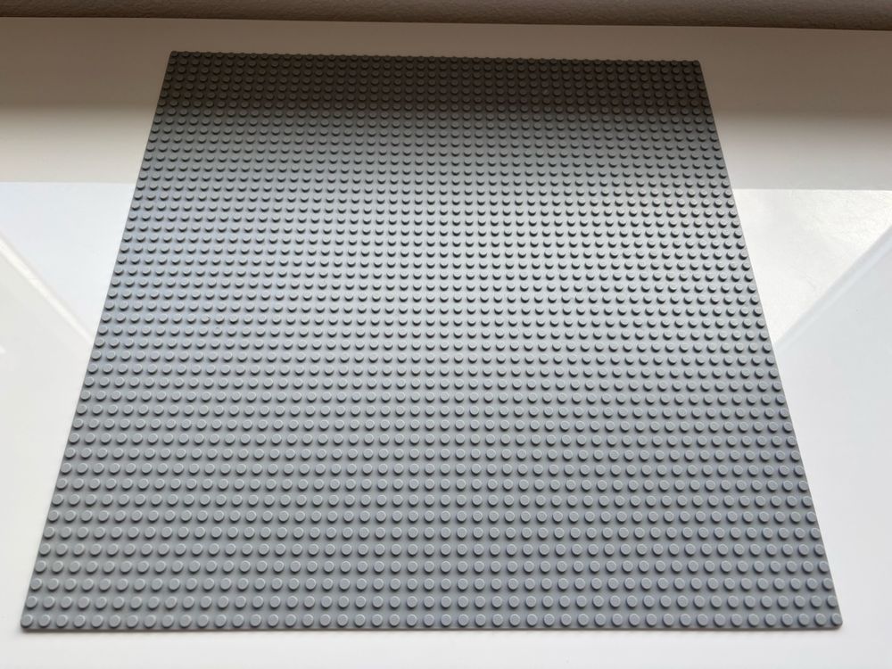 Graue Lego Grundplatte 38 x 38 cm - Ideal f fürs Kinderzimme (Gebraucht ...