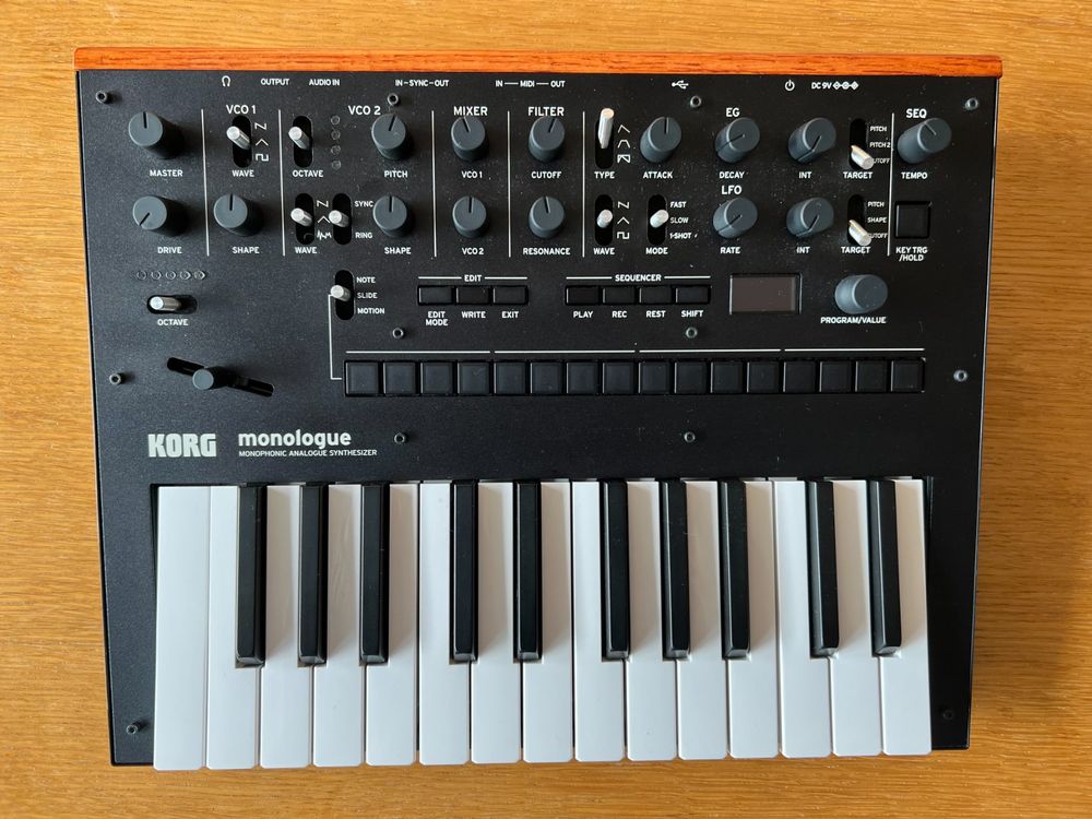 KORG Monologue Synthesizer (analog) (Gebraucht) in Zürich für CHF 108 ...