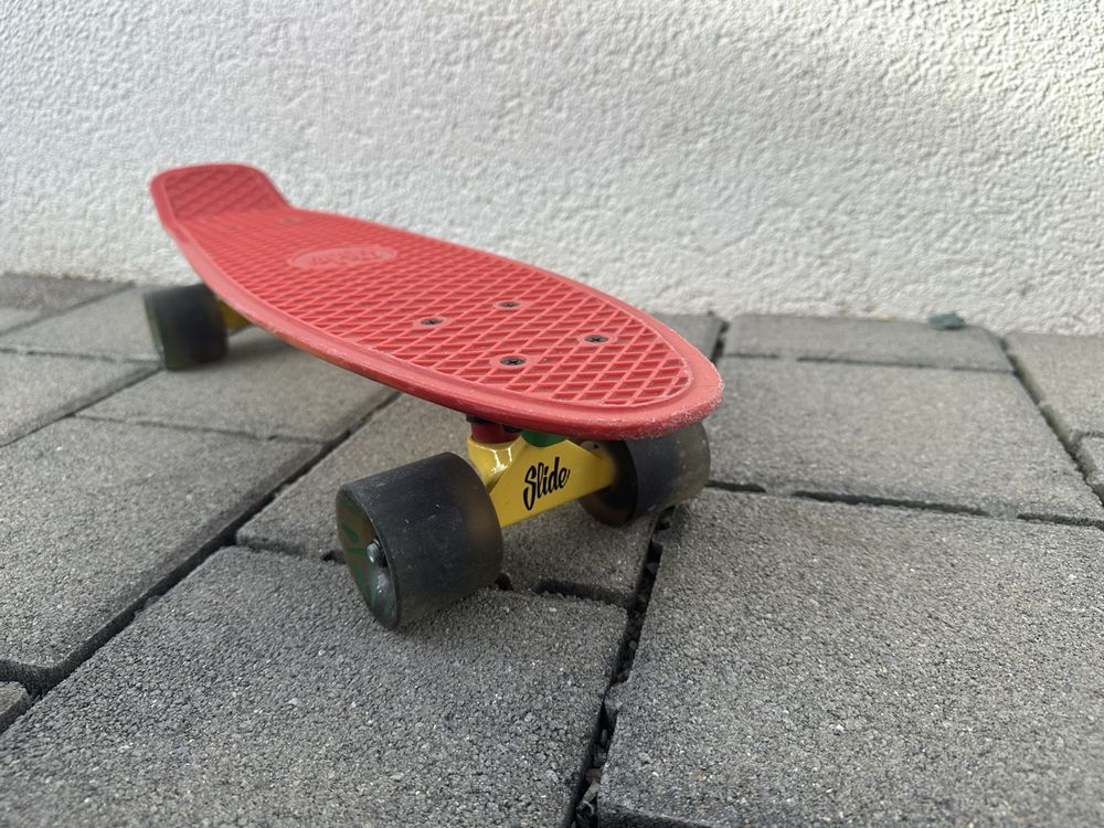 Slide Skateboard (Gebraucht) in Bütschwil für CHF 25 – mit Lieferung ...