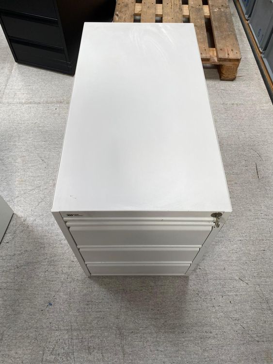 2W weisser Unterstell Korpus, 4 Schubladen int. No 2 (Gebraucht) in ...
