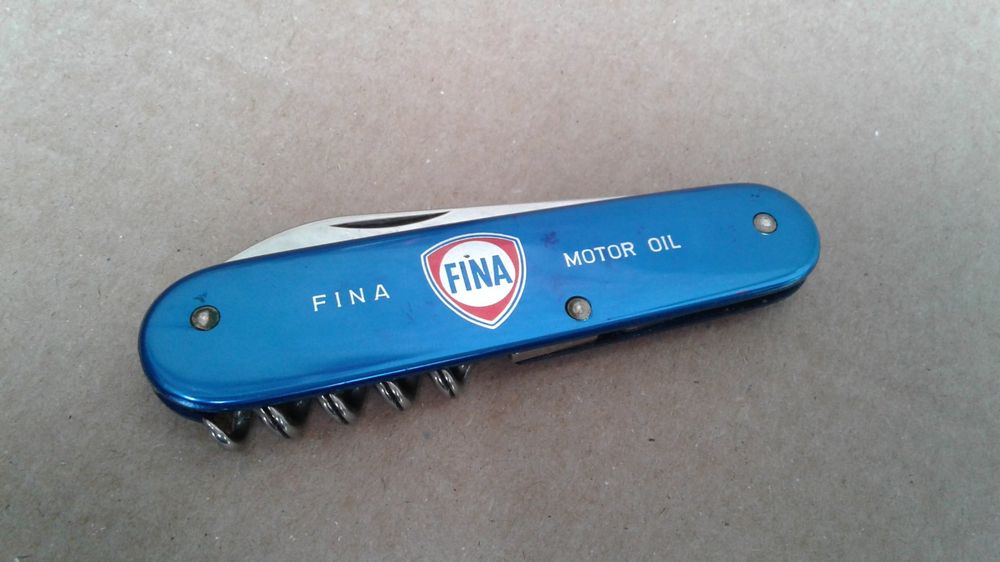 Victorinox Taschenmesser FINA Motor Oil (Gebraucht) in Küssnacht am ...