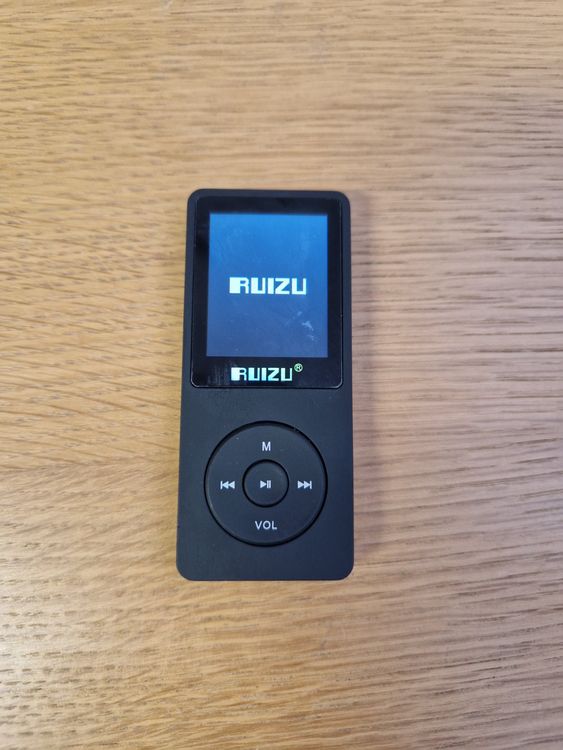 MP3 Player Ruizu 8GB Musikplayer ohne Micro-SD-Card (Gebraucht) in ...