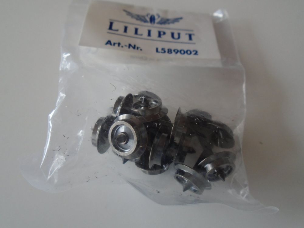 8 Liliput Achsen H0,WS, 589002, z.B. für Swiss Express, neu (Neu und ...