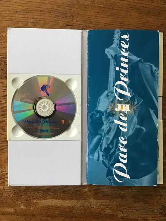 Coffret long box 3 CD Johnny Hallyday | Kaufen auf Ricardo