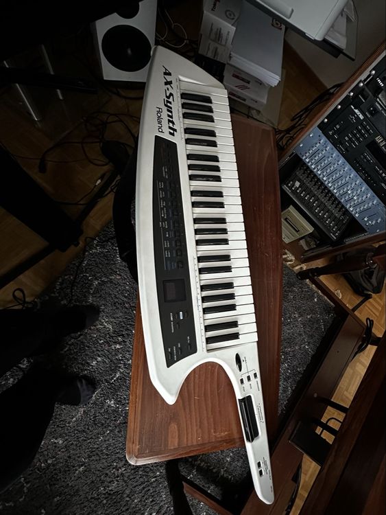 Roland AX-Synth Umhänge-Synthesizer - Top Zustand! (Gebraucht) in ...