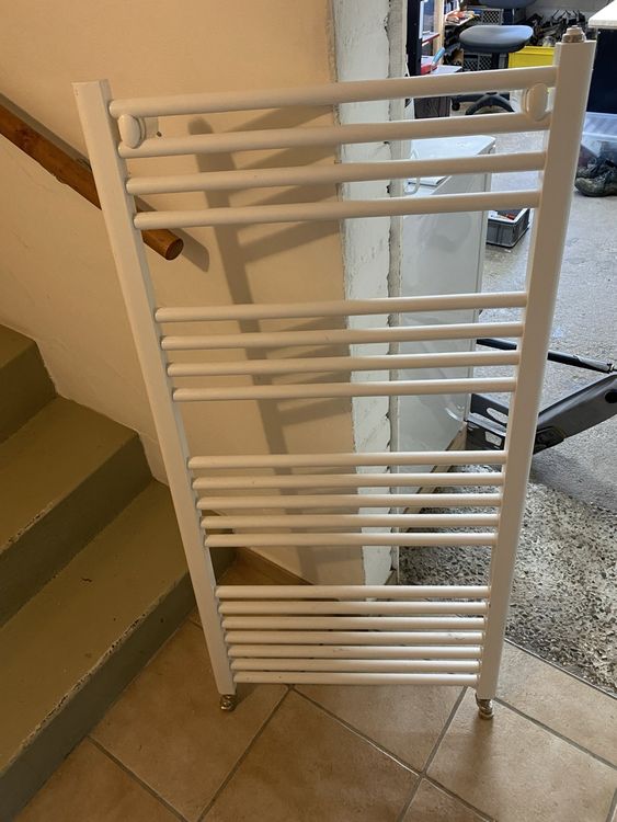 Heizkörper Badezimmer (Gebraucht) in Hägglingen für CHF 10 – nur Abholung auf Ricardo kaufen