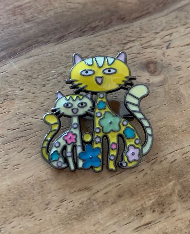 Anstecker / Pin Katzen (Neu und originalverpackt) in Geneve für CHF 0.9 – mit Lieferung auf ...