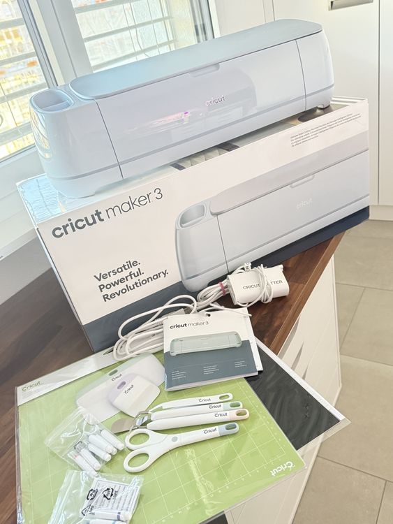 Schneideplotter CRICUT Maker 3 (Neu (gemäss Beschreibung)) in Boswil für CHF 350 – nur Abholung ...