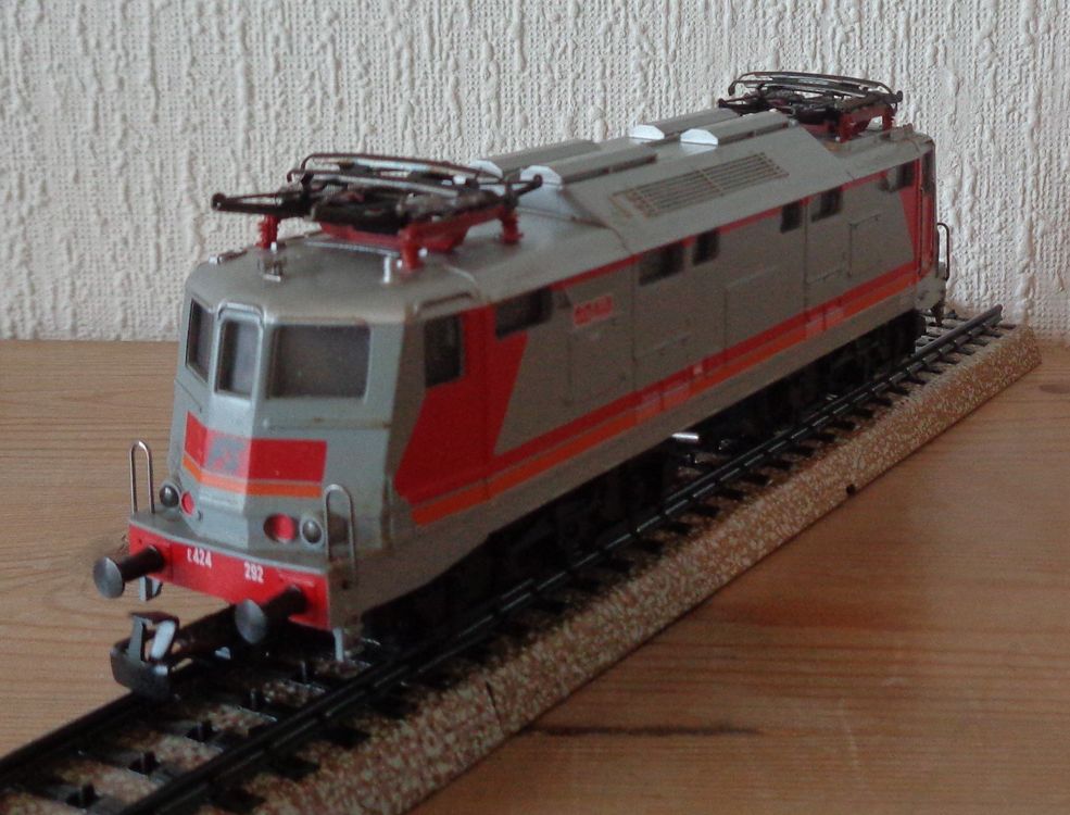 Märklin 3162, E-Lok BR E424 der FS, WS, H0, analog (Gebraucht) in Arbon ...