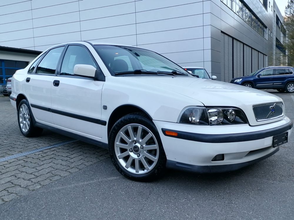 VOLVO S40 2.0T. /NEU MFK 16.03.2023! (Gebraucht) in Therwil für CHF ...