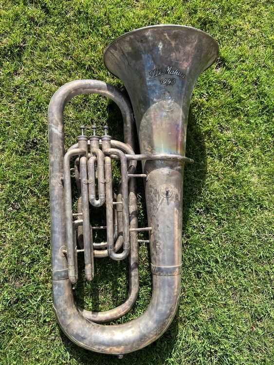 Bb Bass / Tuba Besson (Gebraucht) in Brunnen für CHF 228 – nur Abholung ...