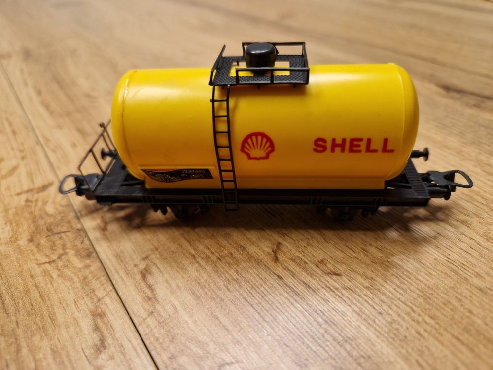 Lima H0. SHELL, Güterwagen (8) (Gebraucht) in Wünnewil für CHF 1 – mit ...