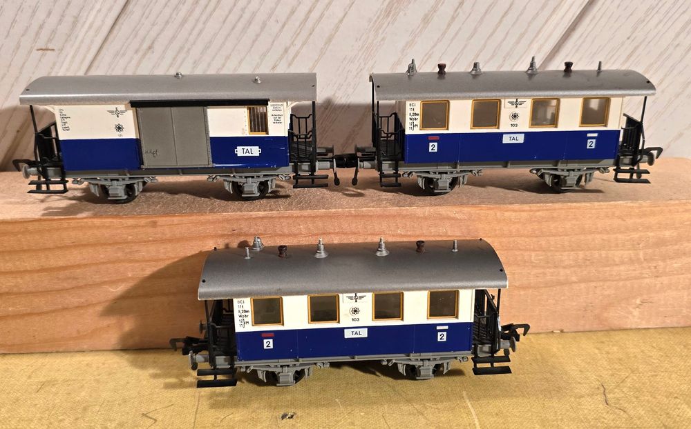 FLEISCHMANN 8053 - 3 Wagen - Spur HO - EDELWEISS-LOKALBAHN (Gebraucht ...