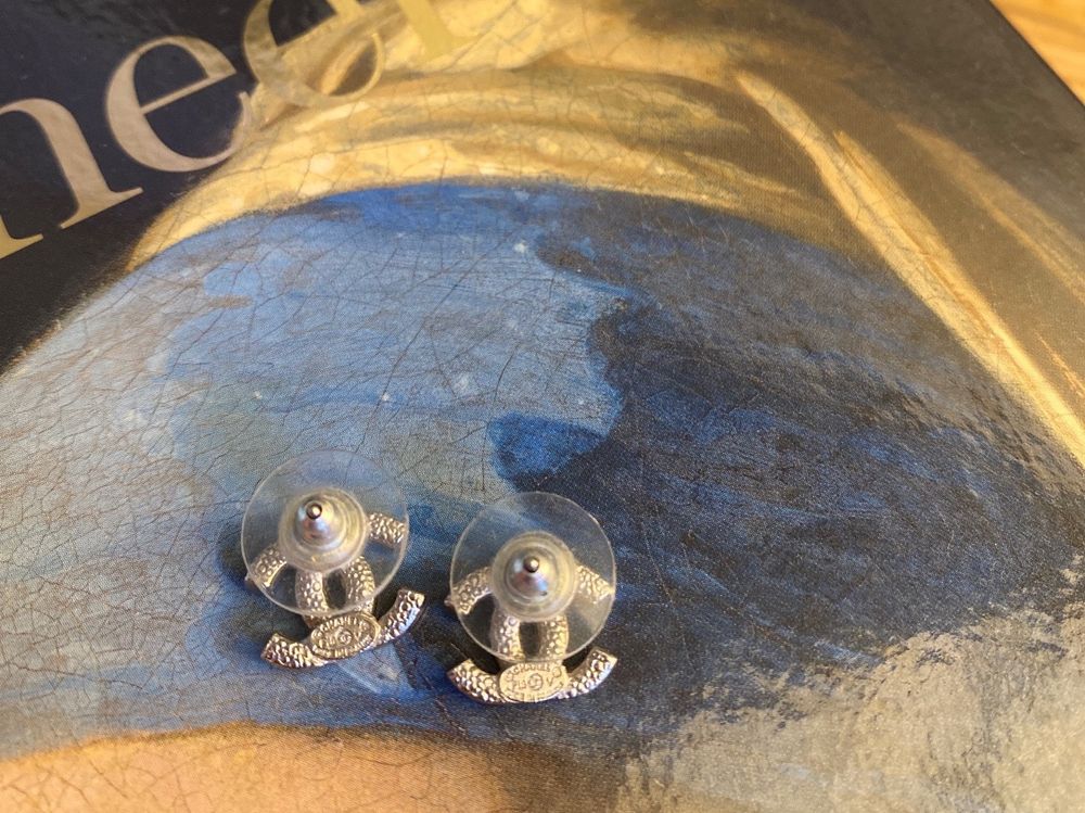 Chanel Ohrringe CC 100 % Original Ohrstecker mit Karton | Kaufen auf ...