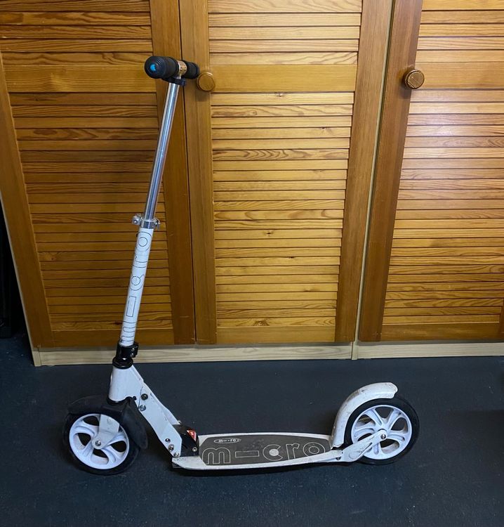 Micro Scooter / Kickboard / Trottinett (Gebraucht) in Rütihof für CHF 40 – mit Lieferung auf ...