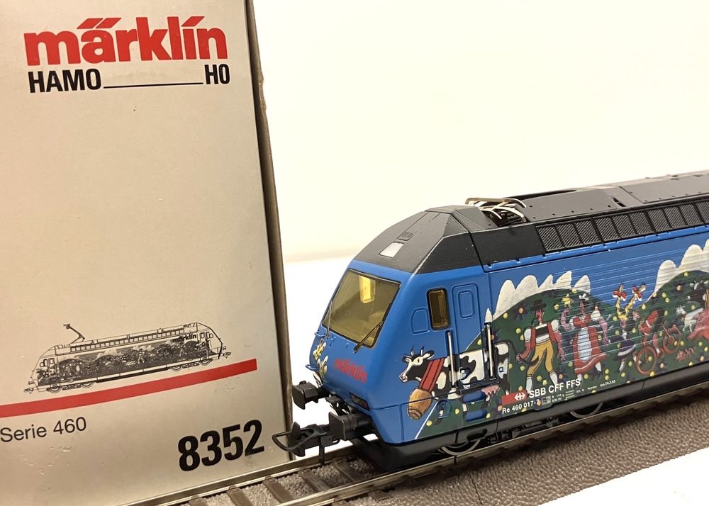 märklin 8352 HAMO: Re 4/4 SBB 460 017-7 Alpaufzug - Guss (Neu (gemäss Beschreibung)) in Thun für ...