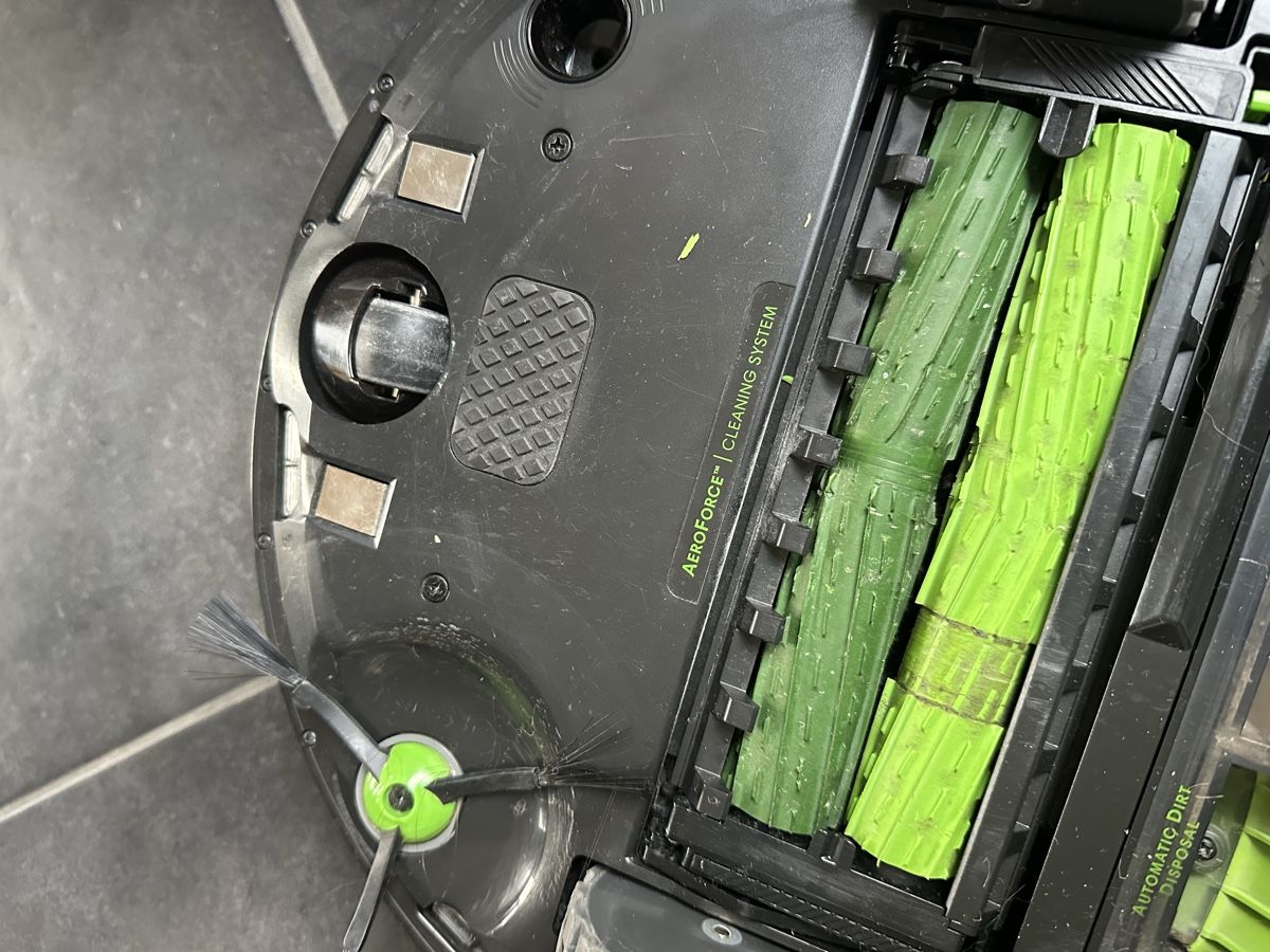 Aspirateur robot iRobot Roomba i4 (D'occasion) à Bogis Bossey pour CHF ...