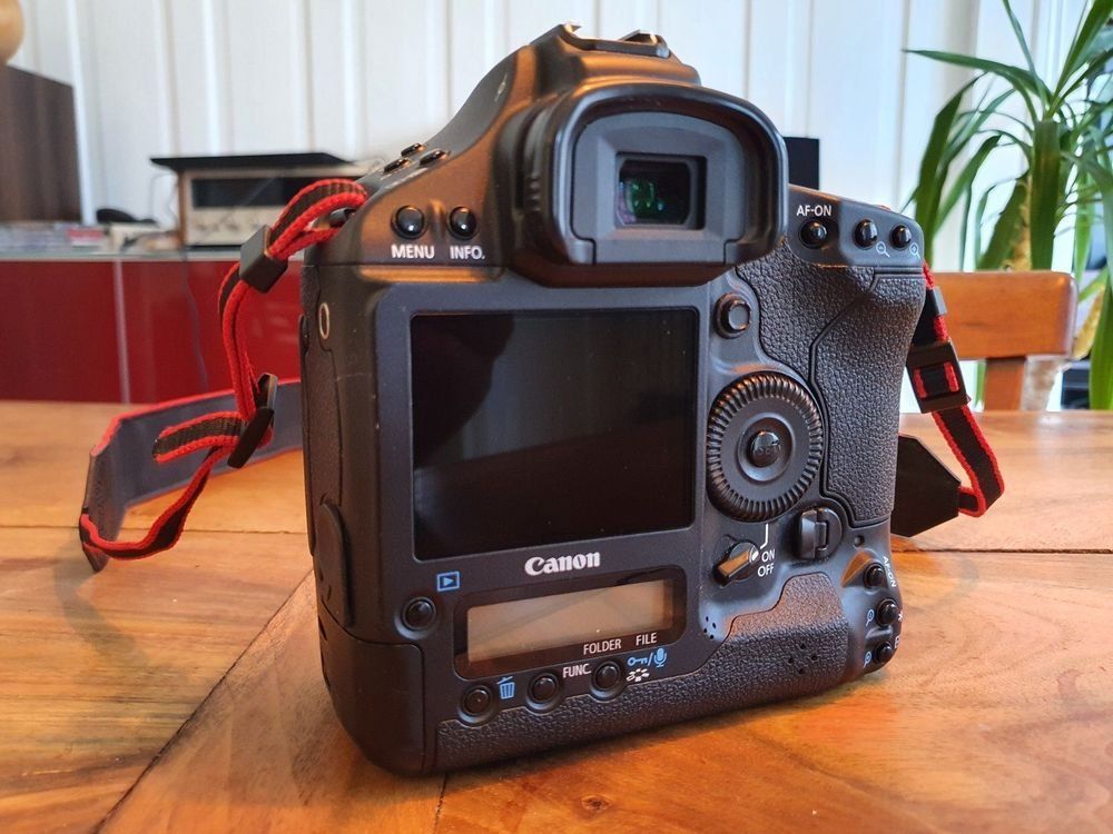 EOS 1D Mark IV (Top Zustand) (Gebraucht) in Herzogenbuchsee für CHF 450 ...