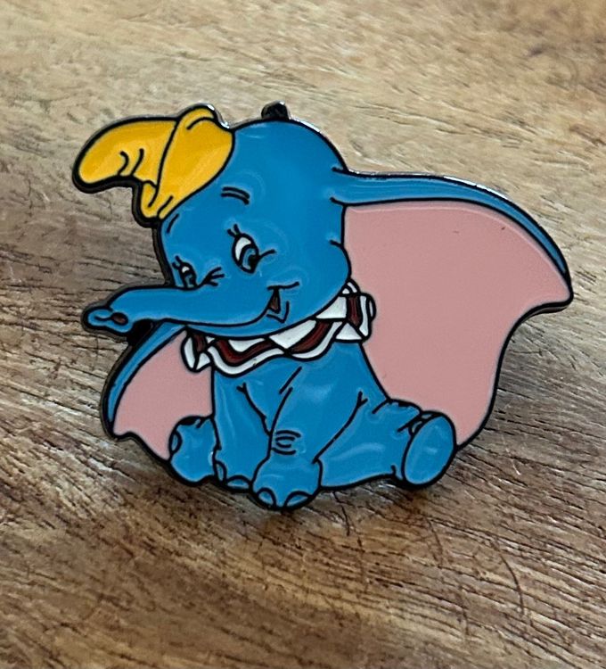 Pin Dumbo (Neu und originalverpackt) in Geneve für CHF 1.5 – mit ...