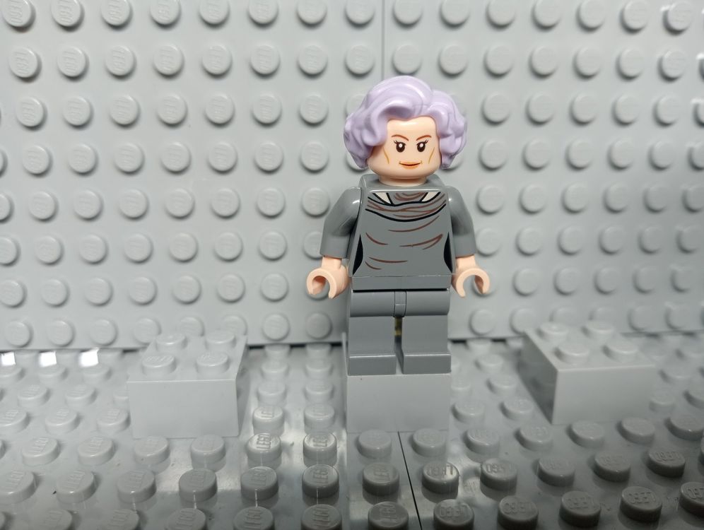 Lego Star Wars - Vice Admiral Holdo (Neuf (Voir description)) à ...