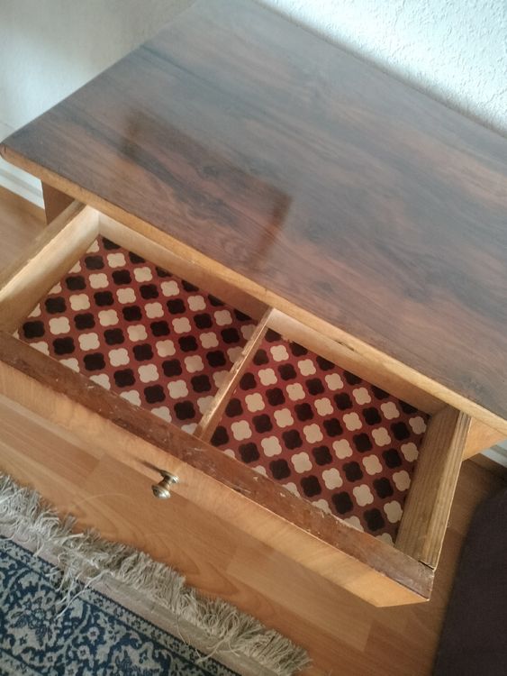 Antike kleine Komode (Gebraucht) in Schwanden Sigrisw für CHF 60 – nur ...