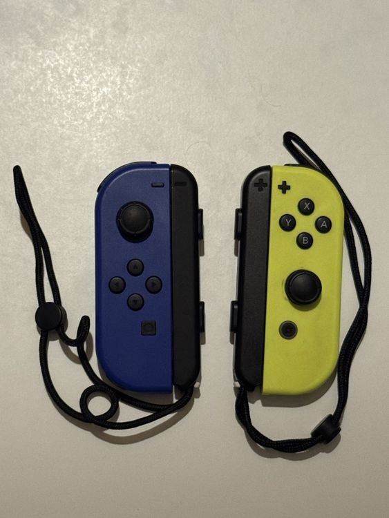 Nintendo Switch Joycons (Gebraucht) in Zürich für CHF 45 – mit ...